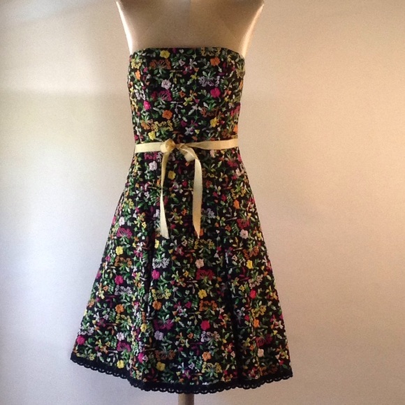 Alberto Makali | Dresses | Flower Embroidered Alberto Makali Strapless ...